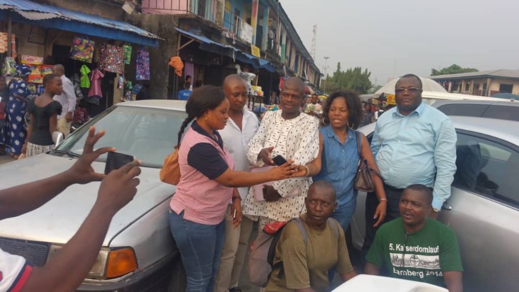 In Pictures: PCC Moderator Visits Anglophone refugees In Nigeria ...
